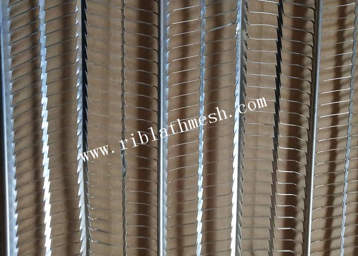 Jf0704 0.6m Width Galvanized Lath Mesh , High Rib Lath For Industrial ...